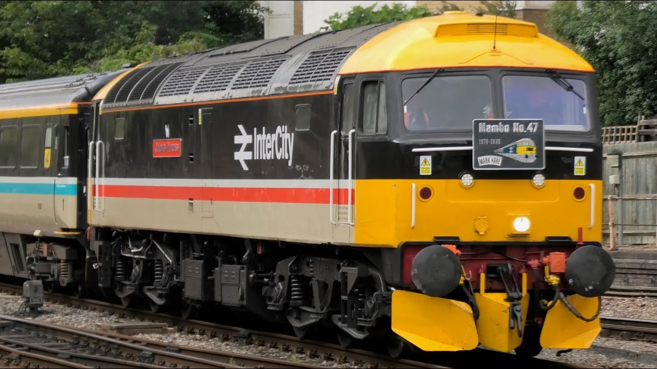 47593 ’Galloway Princess’ + 47709 ’The Lord Provost’ (Mark Hare ...