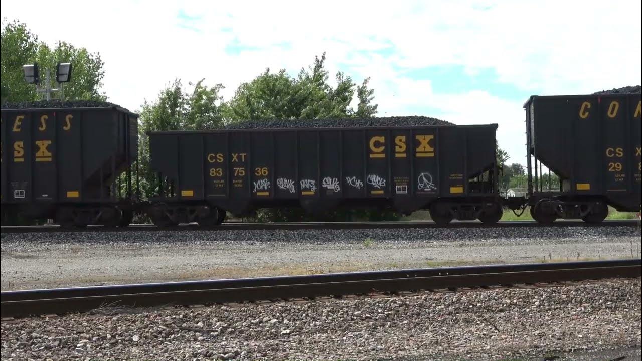 Coke express train, CSX 4544 & 8145. Fostoria, Ohio, USA. - YouTube