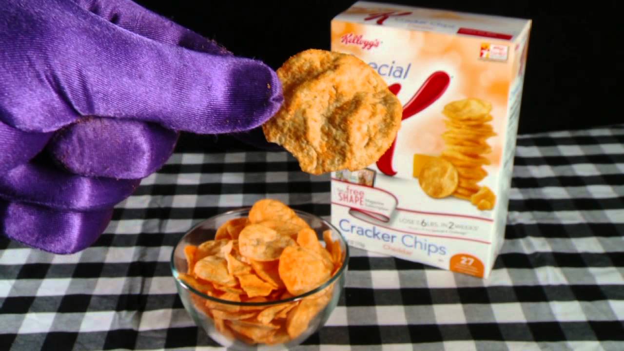 Cheese Cracker Taste Test (Phantom Gourmet) - YouTube