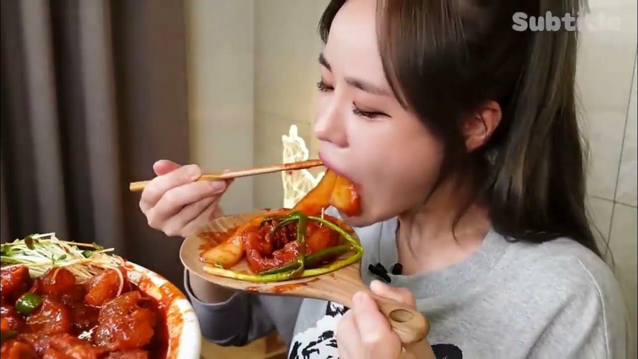 Suhyang) SPICY BRAISED BEEF ASMR #mukbang #spicy #asmr #asmreating #eatingshow #asmrvideo #yummy ...