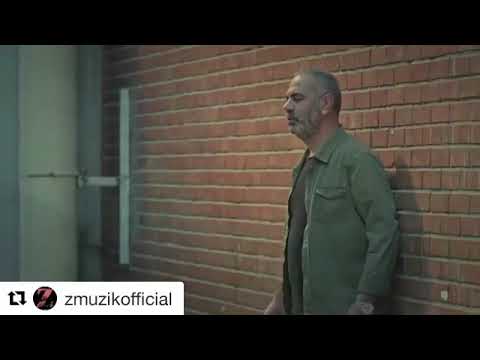 Hüseyin Ay-Şu Metrisin önü