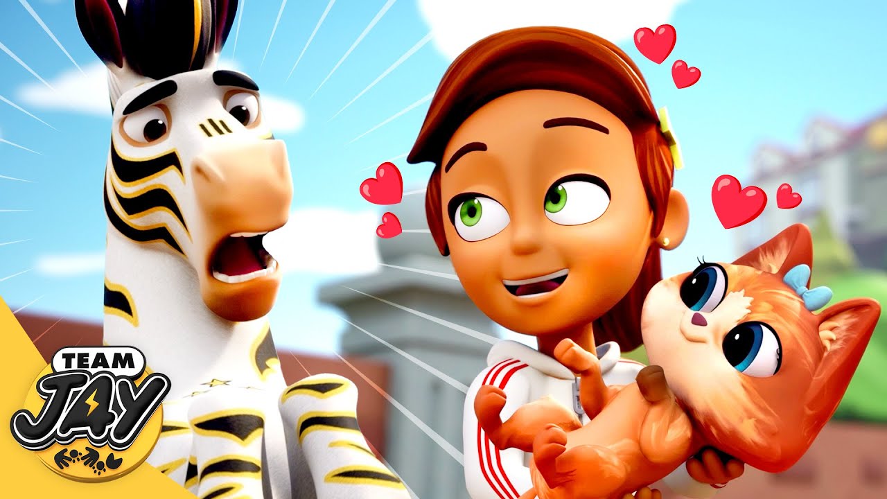 🐱⚽ Jay’s Biggest Fear… A KITTEN?! 🐥 Ducks, Bugs & Wild Adventures with ...