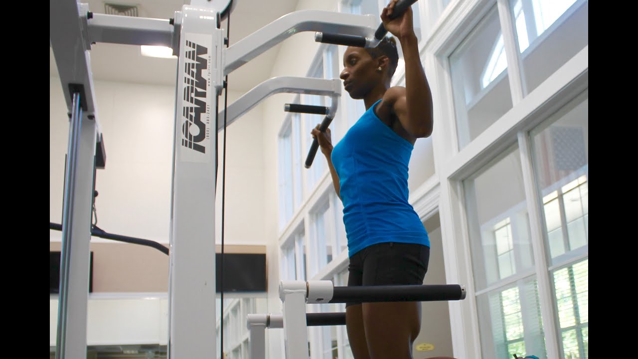 Weight-Assisted Pullups / Dips - YouTube