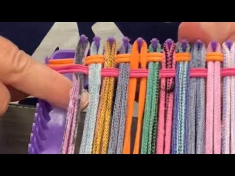 Part 1: Loop Loom Studio @CindySchramm-Art - YouTube