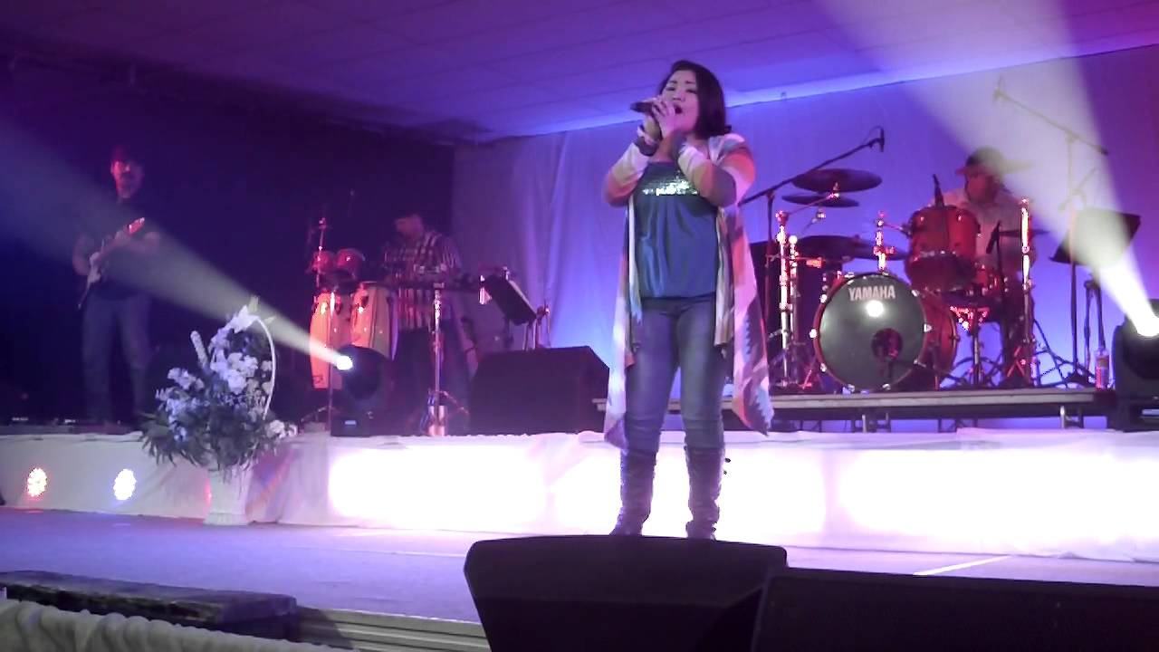 "Wrecking Ball" (cover) Meghan Cook - YouTube