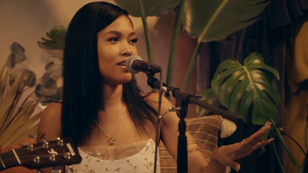 Payton Moore - Sounds | GuestHaus Acoustic Live Sessions - YouTube