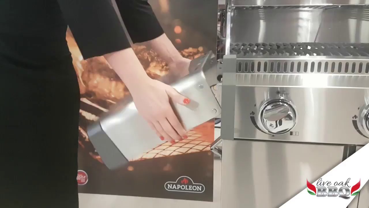 Review Barbecue Gas Napoleon Triumph 410 - LiveOakBBQ.com - YouTube