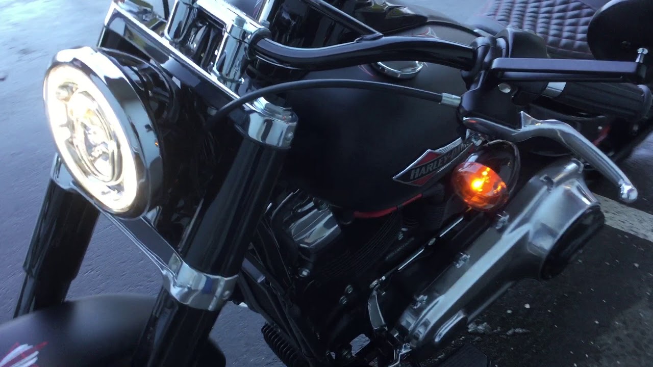 2018 Harley-Davidson FLSL Softail Slim Custom - YouTube