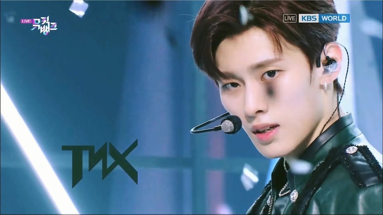 TNX Junhyeok and Kyungjun “Move” Music Bank Debut Stage Ending Fairies - YouTube