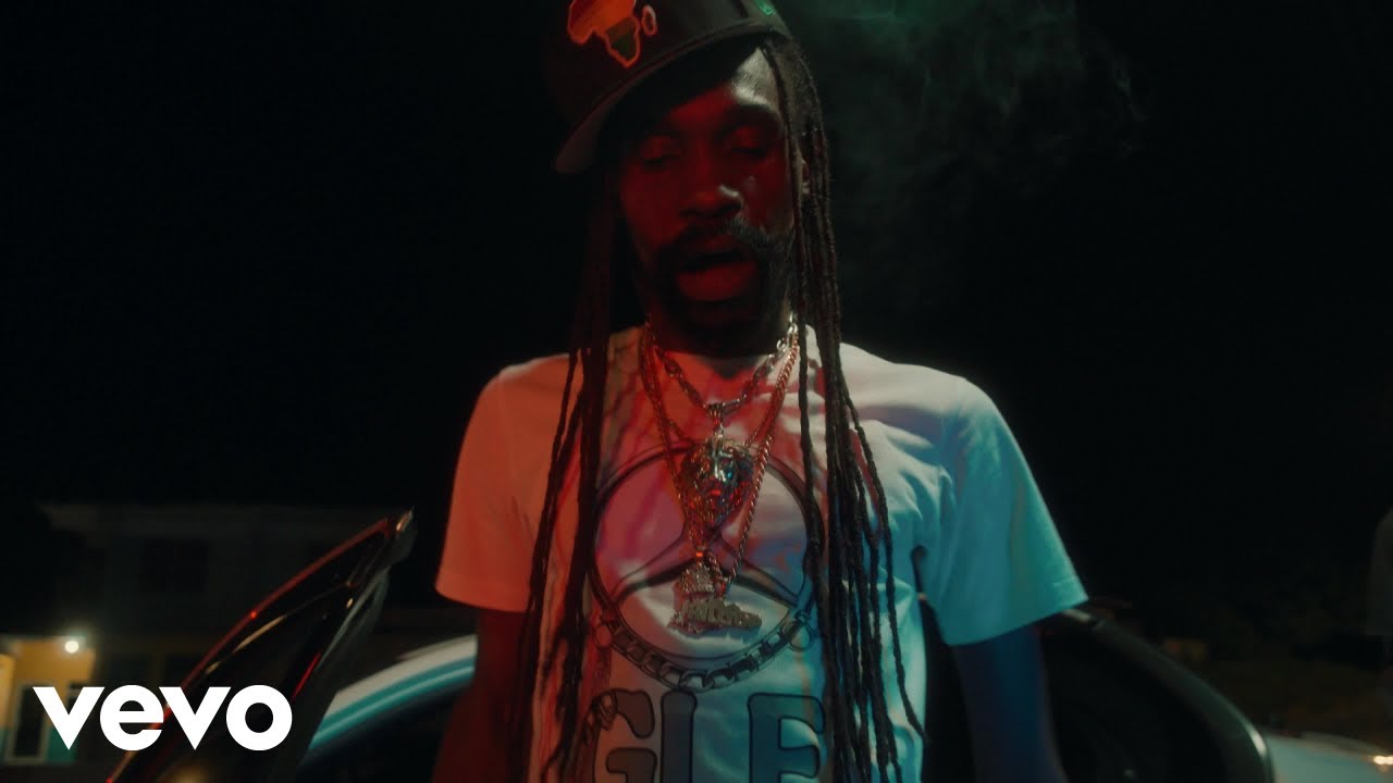 Munga Honorable - Rich Behavior (Official Video) - YouTube