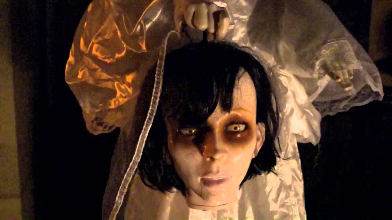 Lifesize Animated Beheaded Bride from Gemmy - YouTube