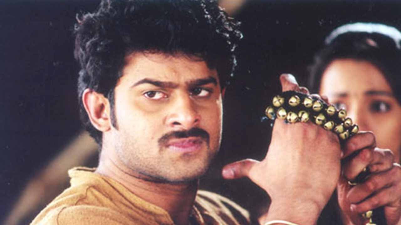 Prabhas Best Action Scene || Pournami Movie || Trisha, Charmi - YouTube