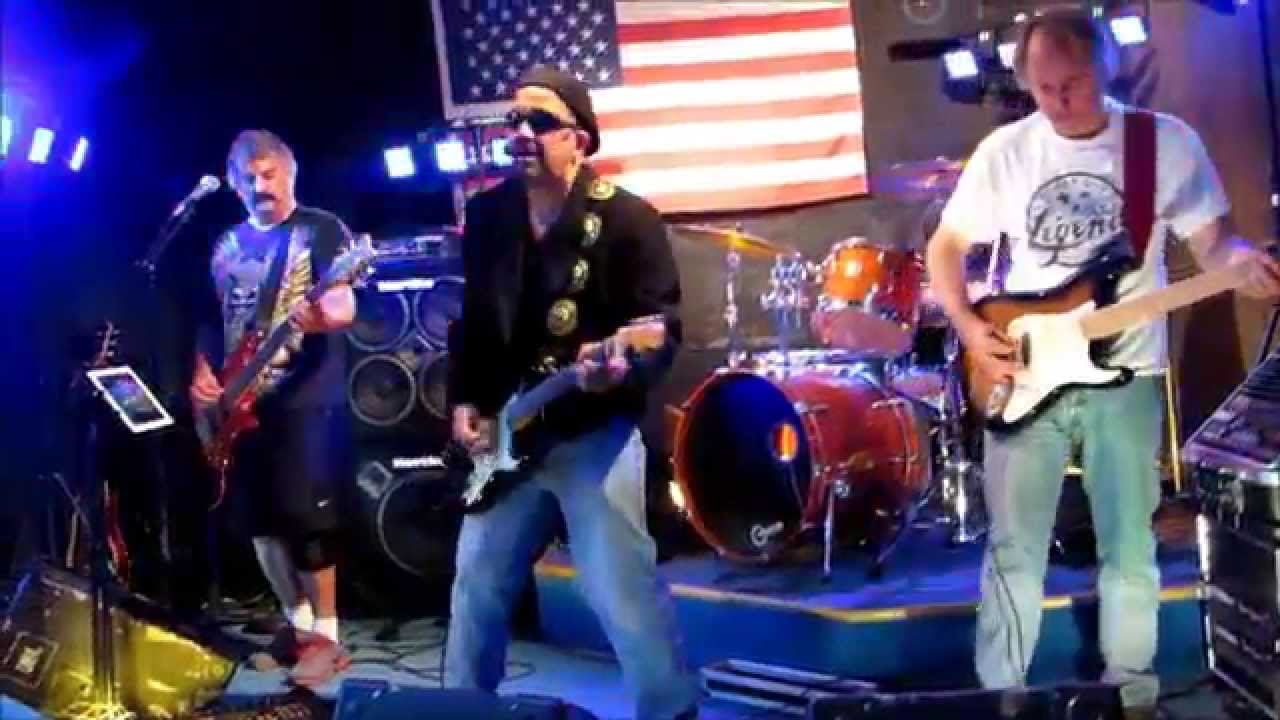 SPLIT DECISION BAND @ Mollys Bar NM - YouTube
