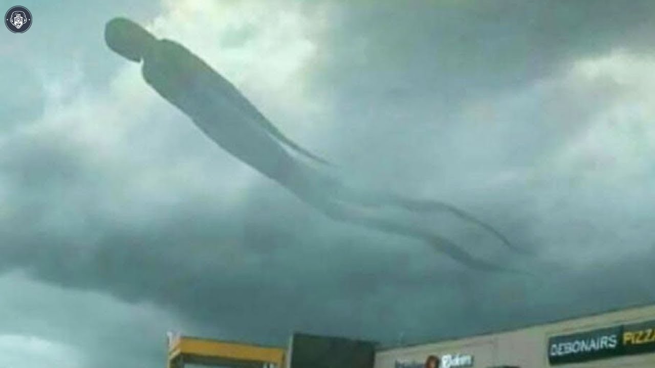 10 Unexplained Mysteries Caught In The Sky Youtube