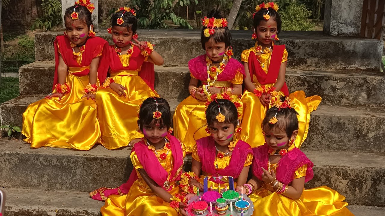 BASANTA ASE GECHE||GROUP DANCE - YouTube