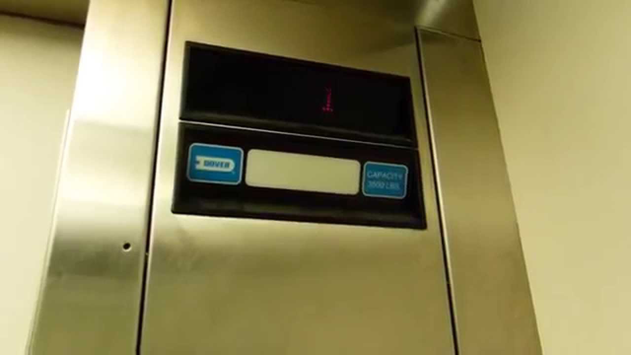 Dover Hydraulic Elevator at 1641 Davie St. (Safeway) in Vancouver BC ...