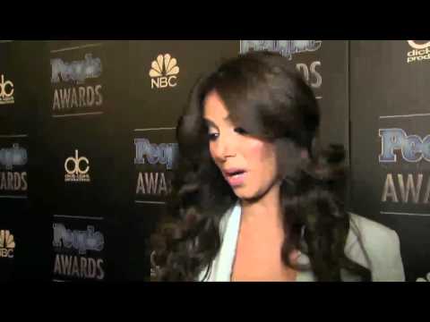 Jennifer Lopez na dodjeli nagrada magazina People, izbacila grudi u prvi plan