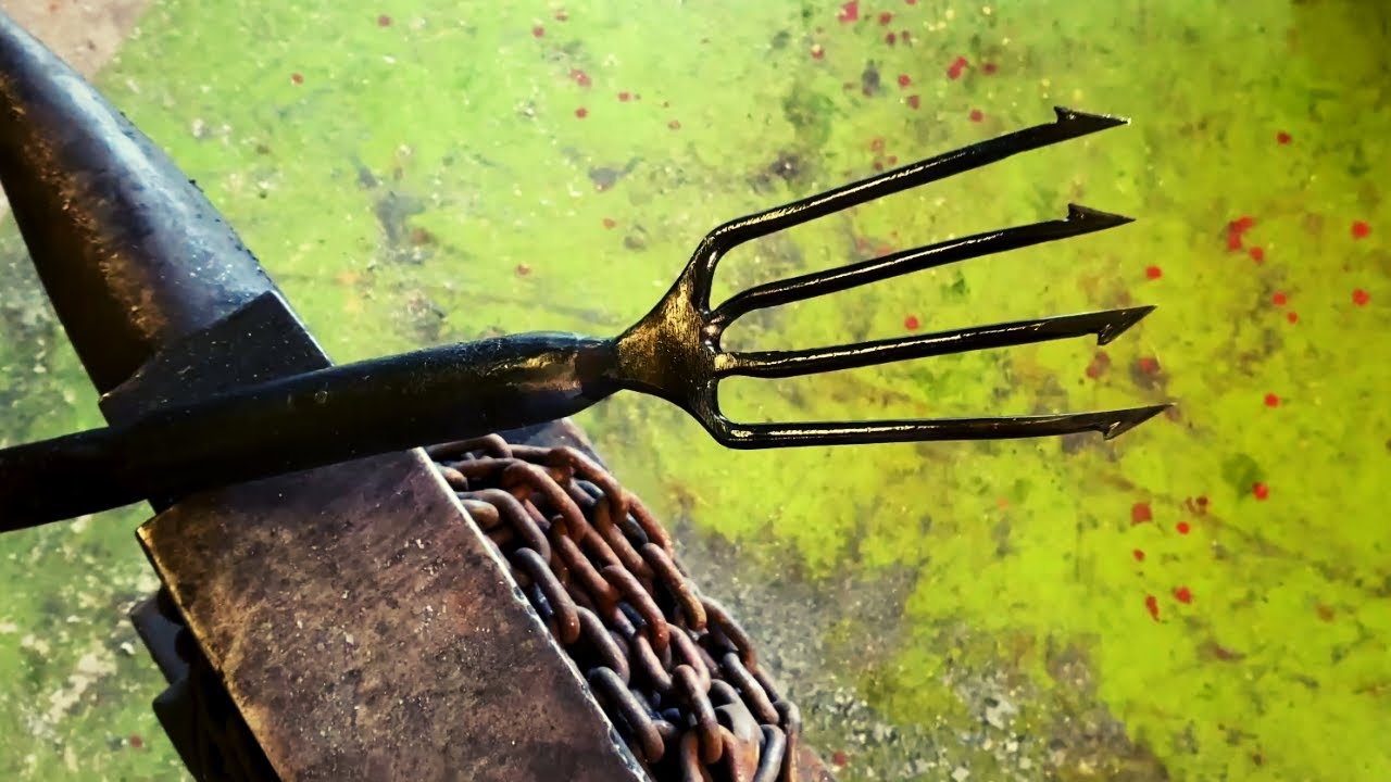 How to forge a Fish Gig the easy way - YouTube