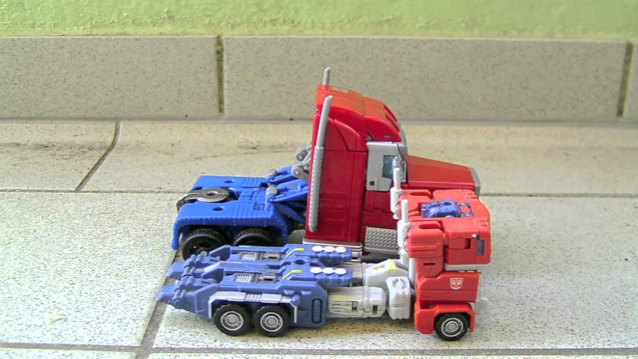 review: TFP: Optimus Prime (in stop motion) - YouTube
