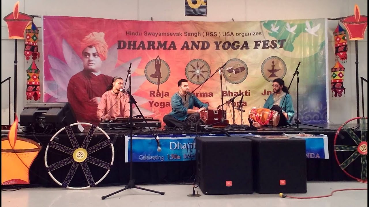 Pt. Ricky Ravi Maharaj ~ Duniya Mein Dev Hazaaro Huwe Kirtan - YouTube