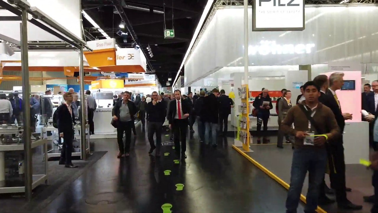 Walking the floor at SPS 2019 - YouTube