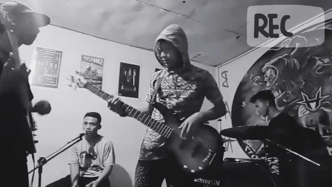 Aisyah cover rock Rio saputra#jawe cover##Rio & time - YouTube