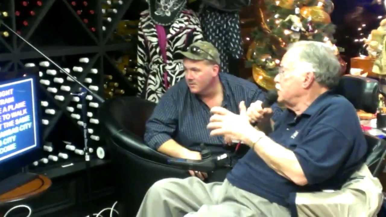 Richard Boyer Sings "Kansas City" to a Crowd at Prodigy Winery - YouTube