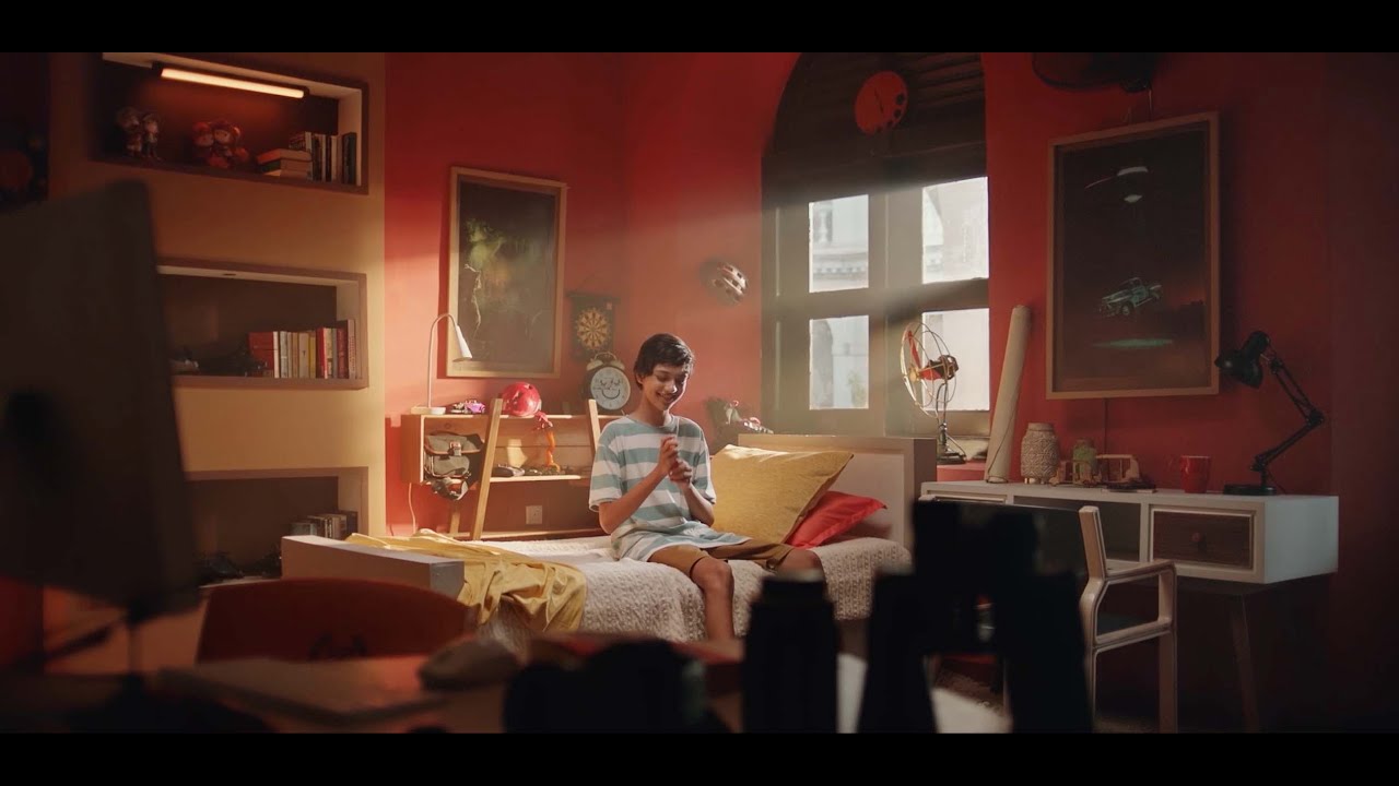 Elephant House Major Max Pop - YouTube