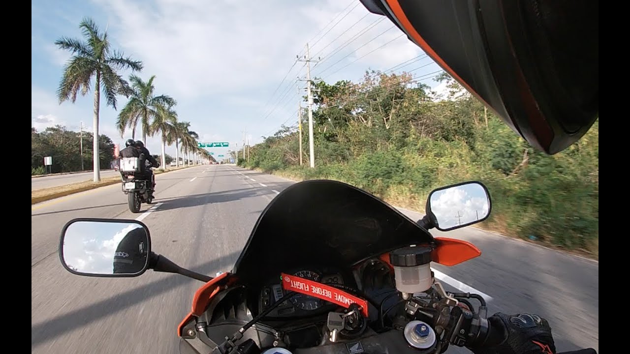 KTM Adventure 1190 VS CBR 600RR - Riviera Maya racing - YouTube