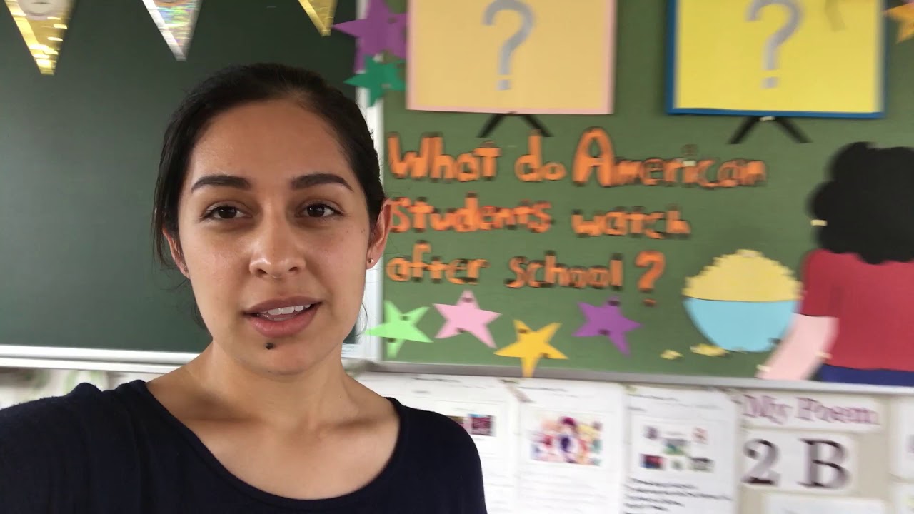 The Language Room of a Japanese Junior High School - YouTube