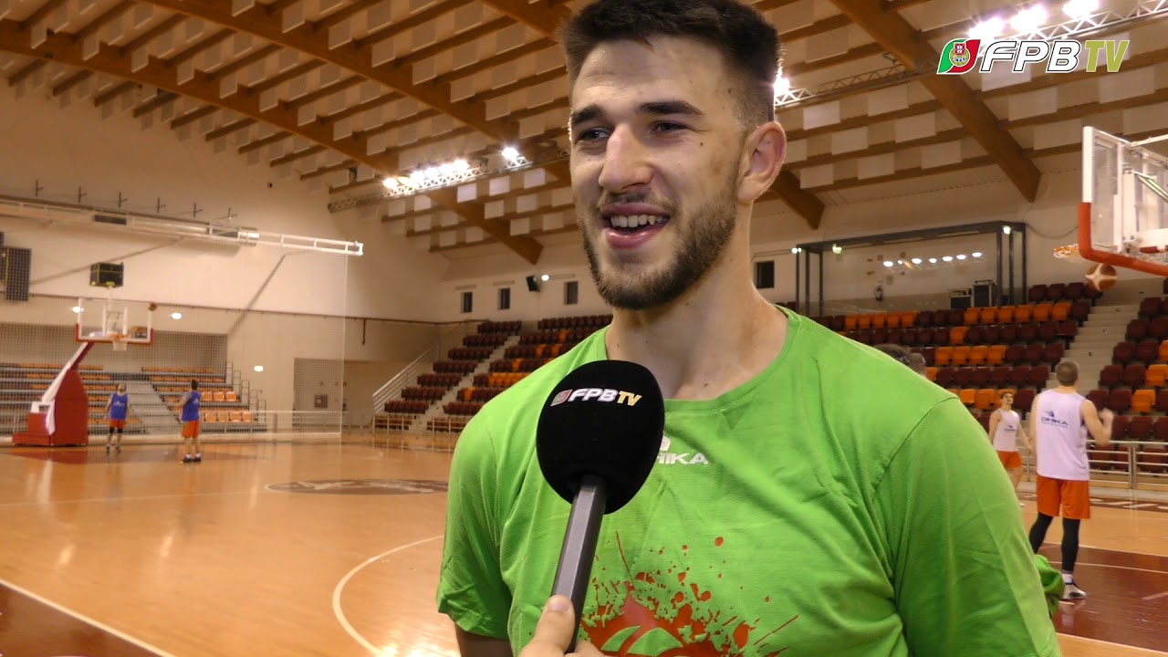 Seleção Nacional em Albufeira | Pré-Qualificação Mundial 2023 - YouTube