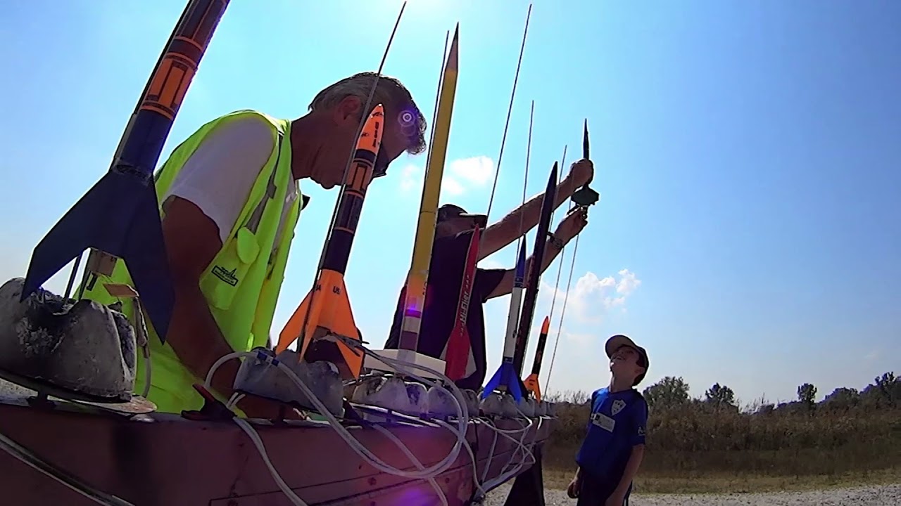 Tripoli Wisconsin HPR launch Sept 2017 at Richard Bong State Park - YouTube
