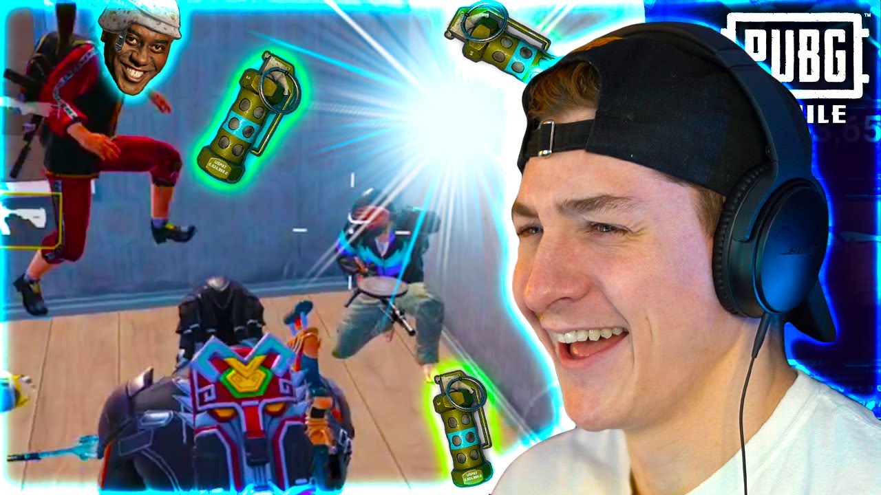 FLASH BANG TROLLING 😂 - YouTube