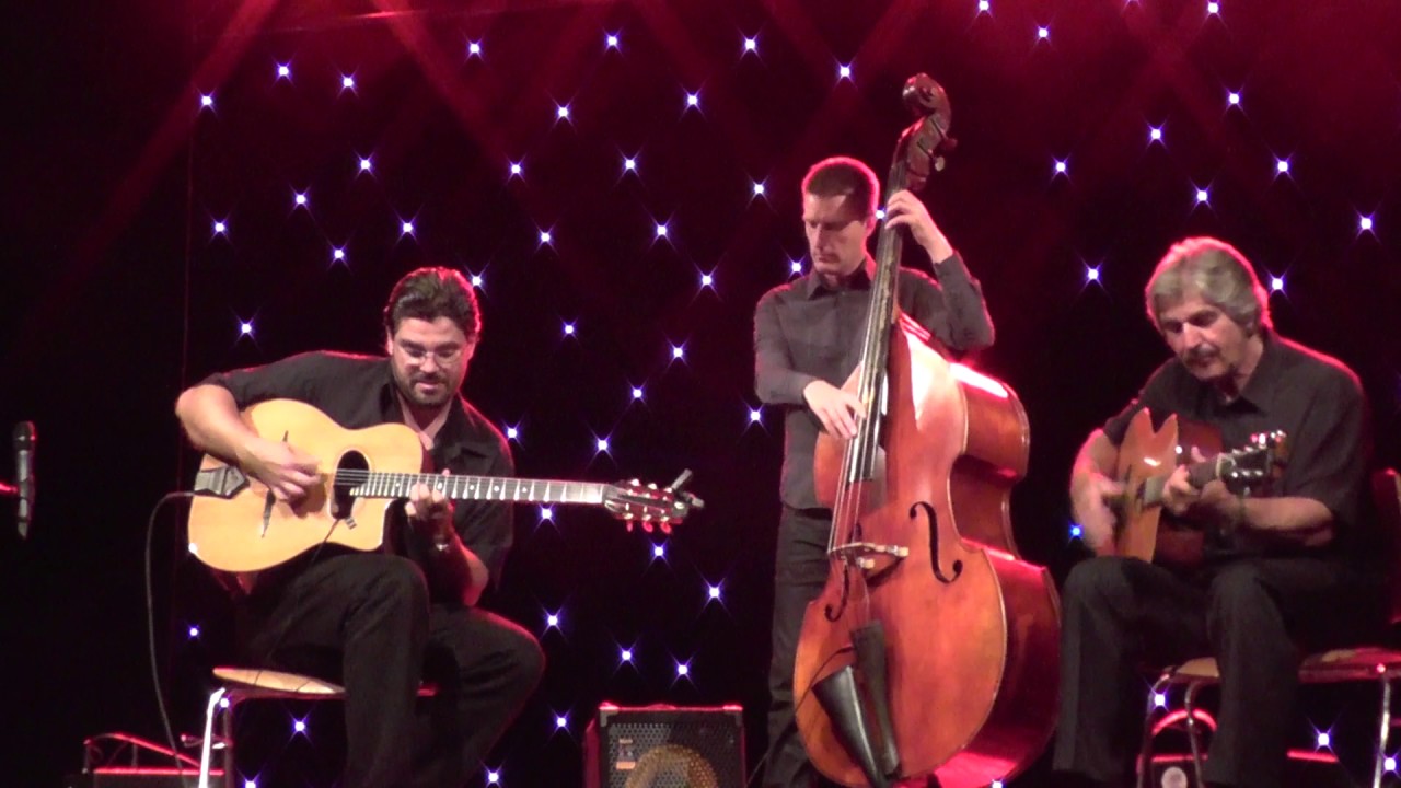 Joscho Stephan Trio - Minor Swing - YouTube