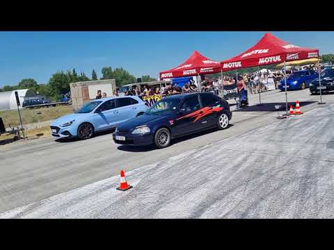 Honda Civic 1.6 vti  vs Hyundai i30N