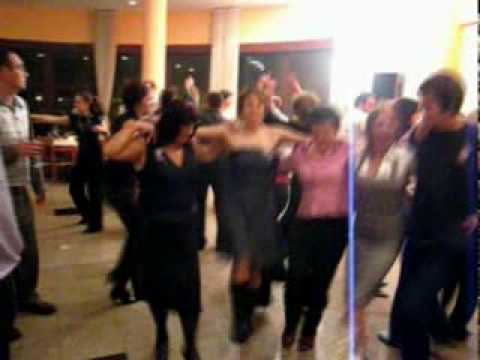 Grčki ples na svadbi by Zdens - YouTube