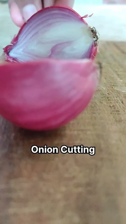 How to cut onion 🧅 - YouTube