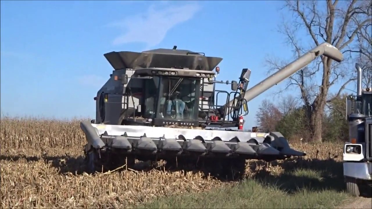 My Ride in a 2013 Gleaner S77 Combine - Harvest 2016 - YouTube