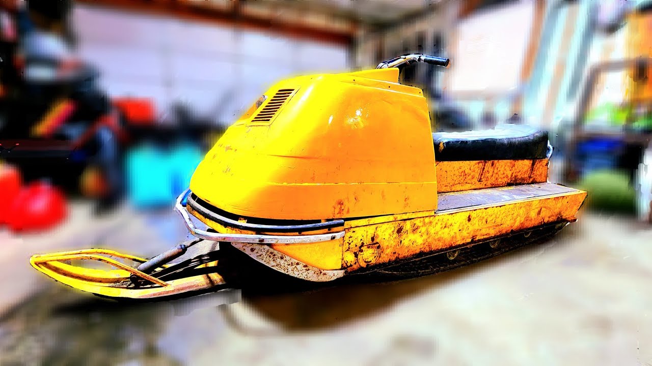 This 50 YEAR OLD SLED Fires Right UP!!! 1971 Ski-Doo Alpine Twin Track ...