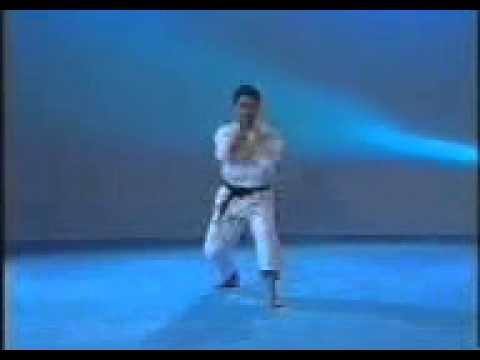 Karate kata Jion Shotokan - YouTube