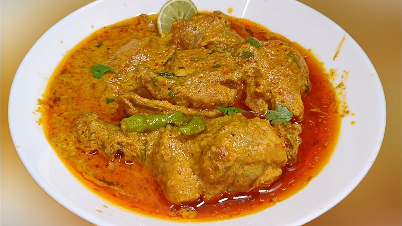 Nawabi Chicken Recipe |Rich Creamy Thick Chicken Gravy - YouTube