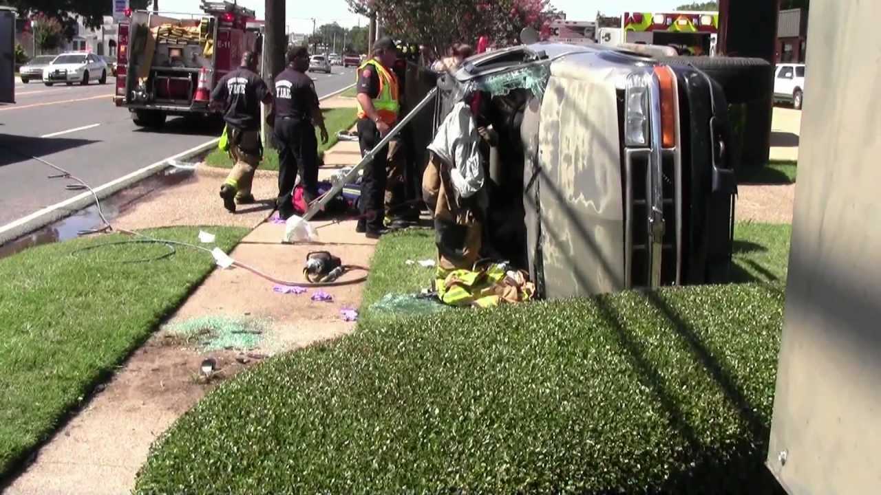 Motor Vehicle Accident: rollover crash with entrapment - YouTube