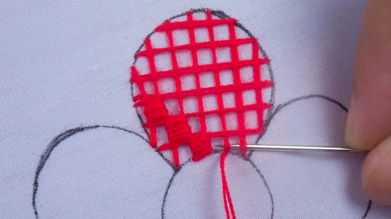 Amazing net and woven stitch combined flower design making easy hand ...