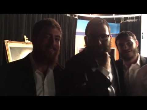 Chabad telethon dancing rabbis 2016 - YouTube