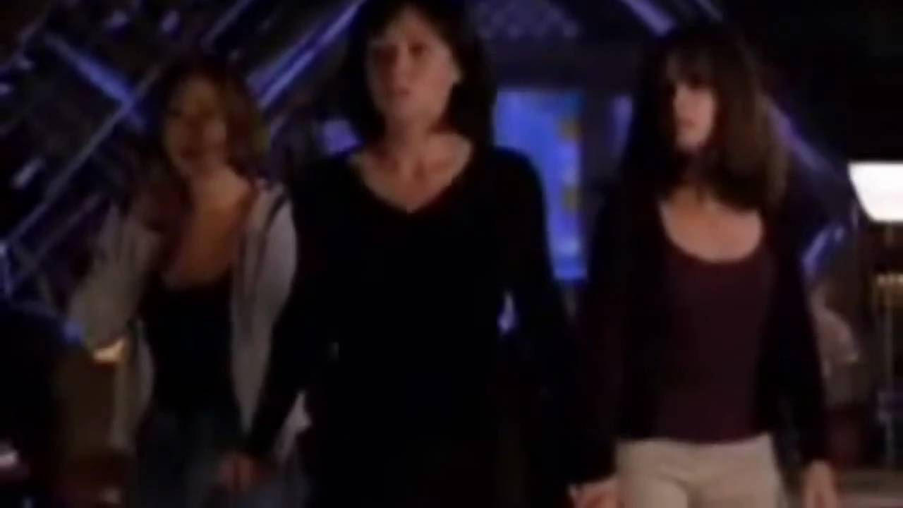 Charmed Trailer 1x01 - Something wicca this way comes - YouTube