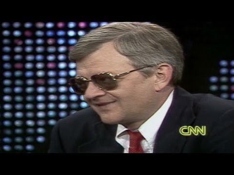 1991: Clancy's fame didn't change him - YouTube