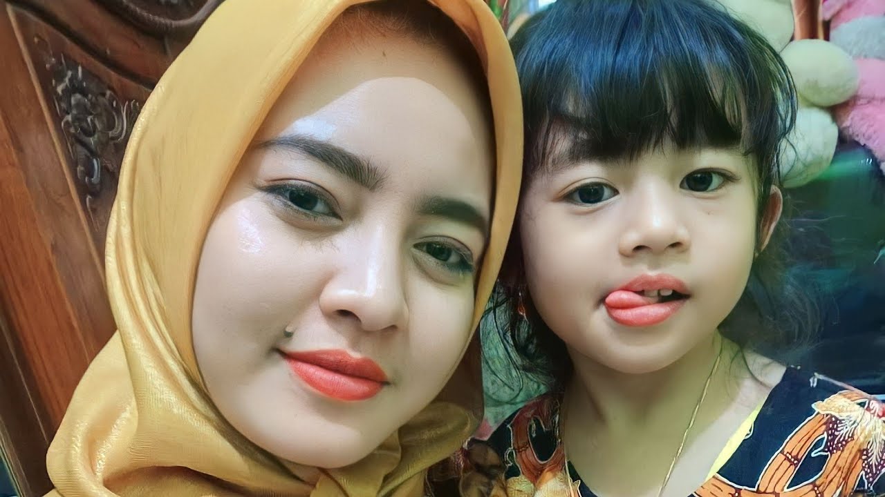 Janda Kaya Satu Anak. Selalu Di Fitnah Menjadi Penggoda di Desanya. Segera Tolong dan Nikahi ...