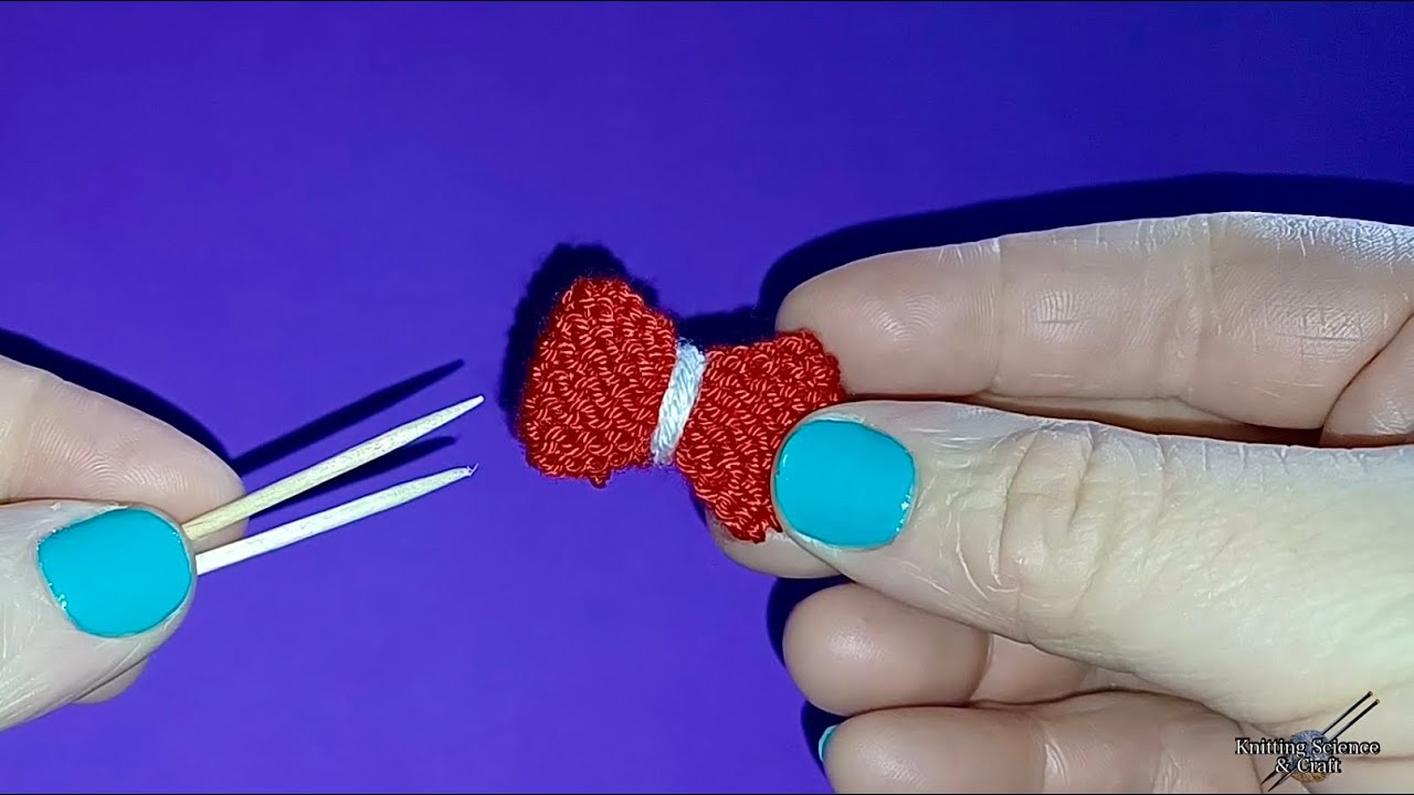 How to Knit a Bow with Toothpicks - YouTube