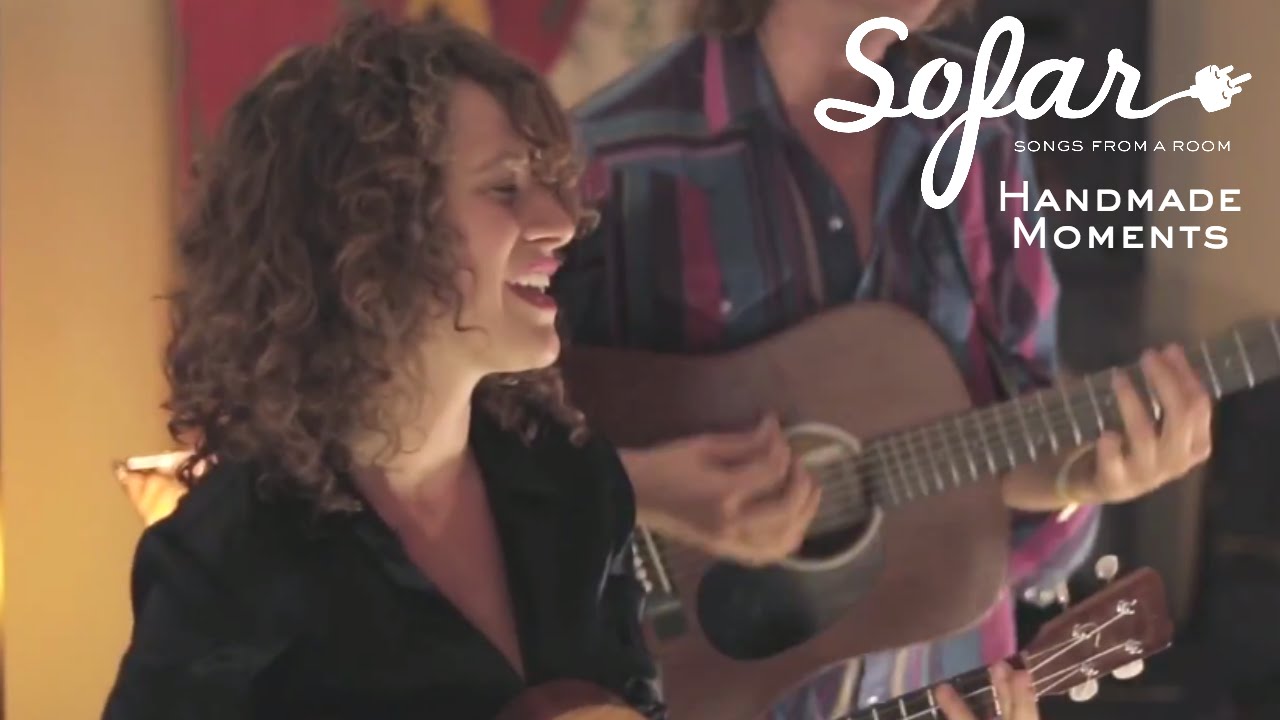 Handmade Moments - Window Song | Sofar Buenos Aires - YouTube
