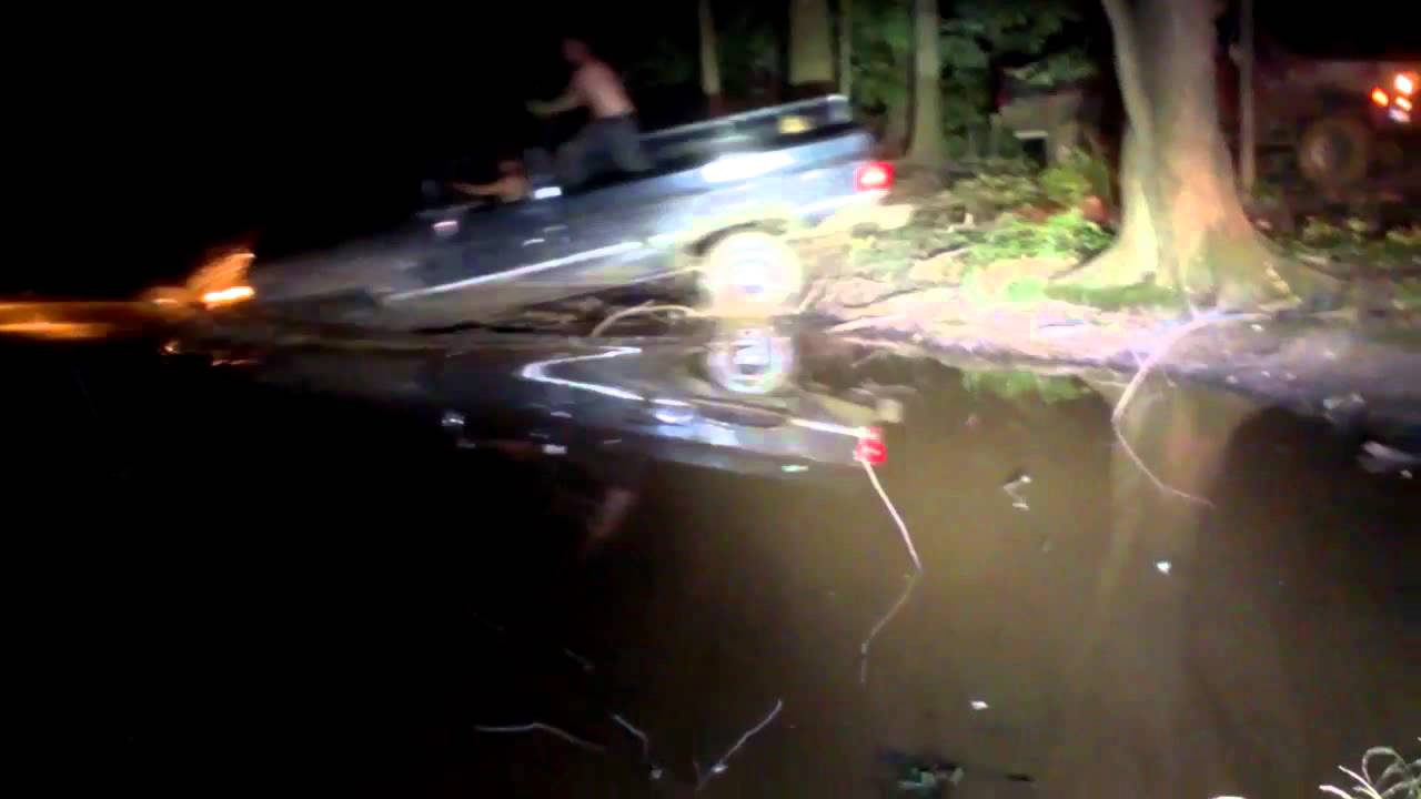 Mud night 2012 the farm - YouTube